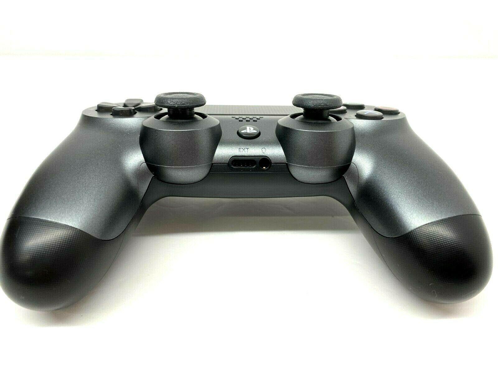 Sony PlayStation 4 Wireless Controller Steel Black | Retro vs. Modern